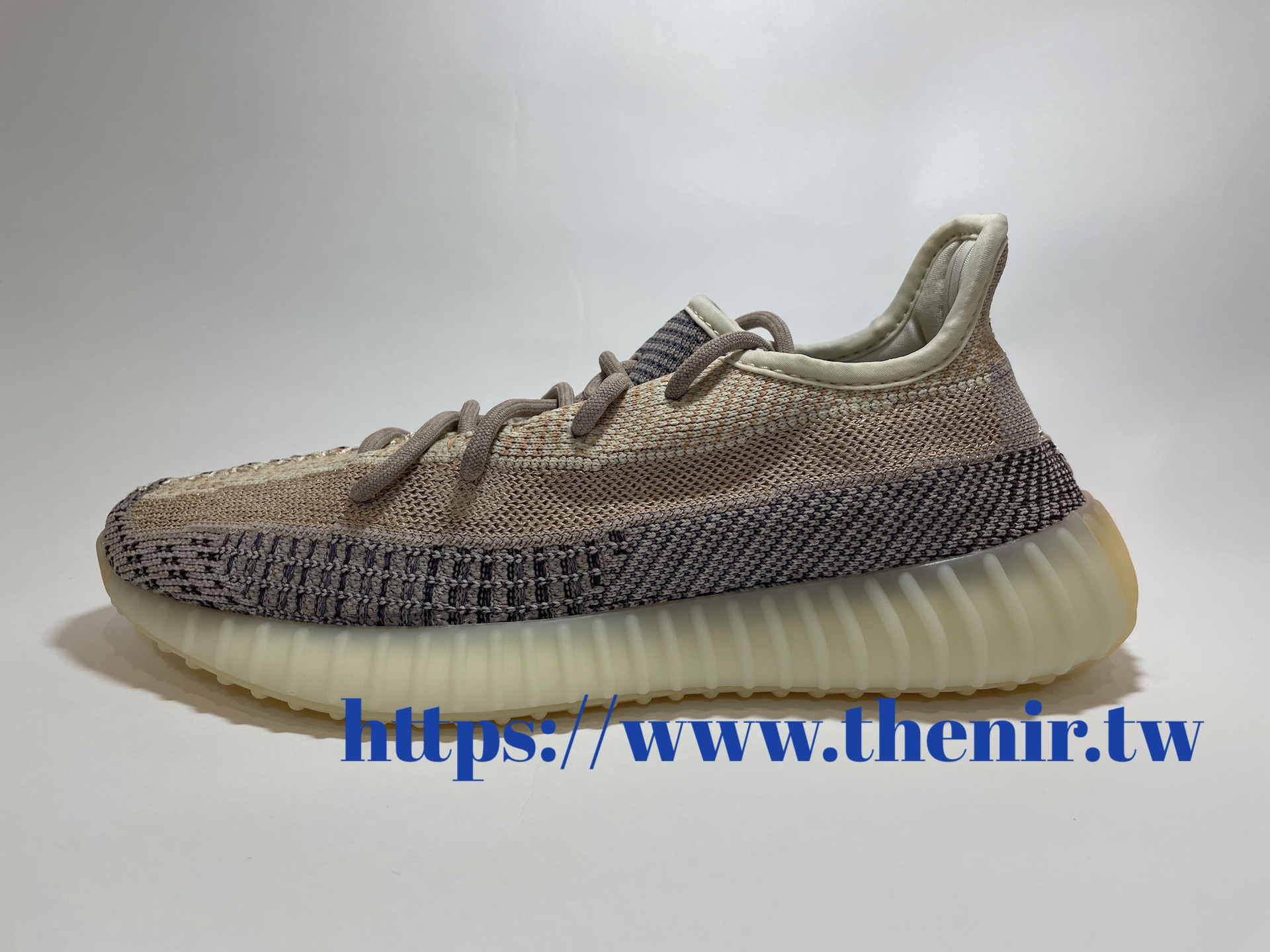 Yeezy 系列尺寸指南、判斷方式、推薦 – The NIR! 精選